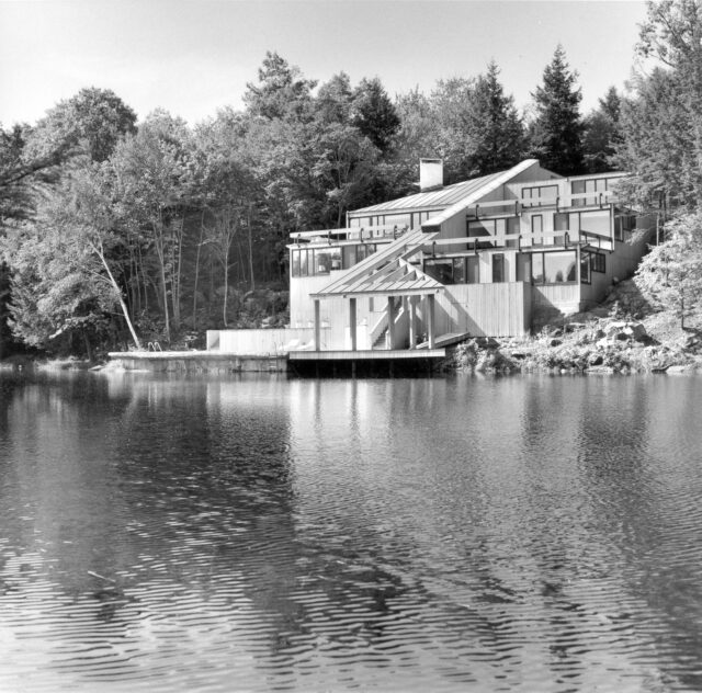 Staggered House | GLUCK+