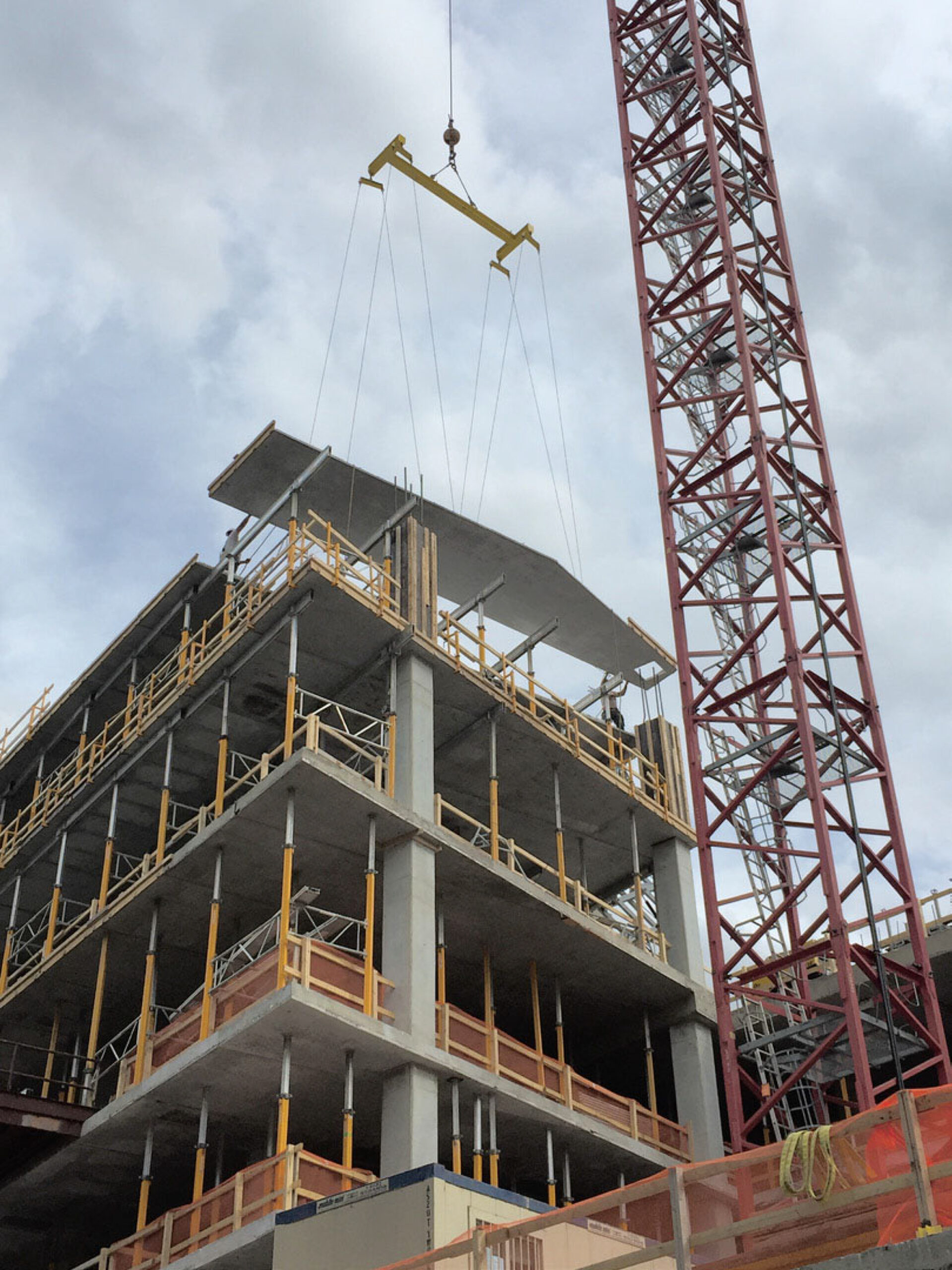 Shopping the structure | GLUCK+